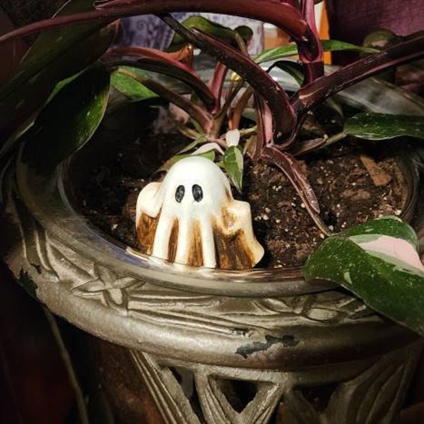 Garden Ghost Statue Planter Pot Pal Halloween Decor - Etsy