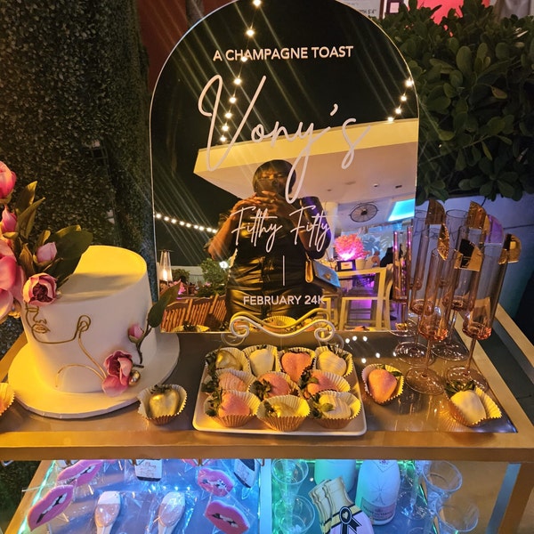 Wedding Favour Name Tags Wine Charm Wedding Table Decor Cocktail ...