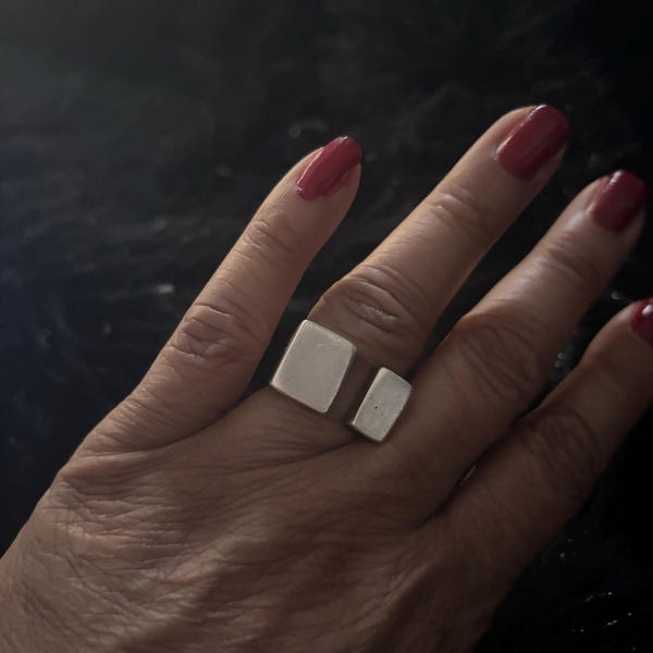 Geometric Statement Ring for Professionals Modern Geometric Jewelry ...