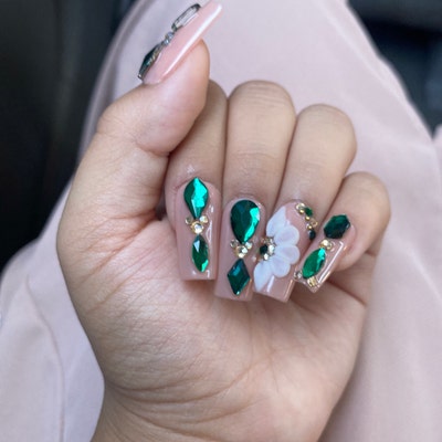 Vibe Luxury Nails Black Nails V Tip Nails Marble Nails - Etsy