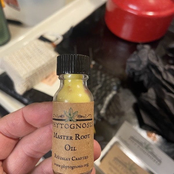 Master Root Oil - A Hoodoo Traditional Oil for Mastery Over All Things ...