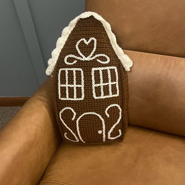 Crochet Gingerbread House Pillow Pattern – PDF Pattern for Christmas ...