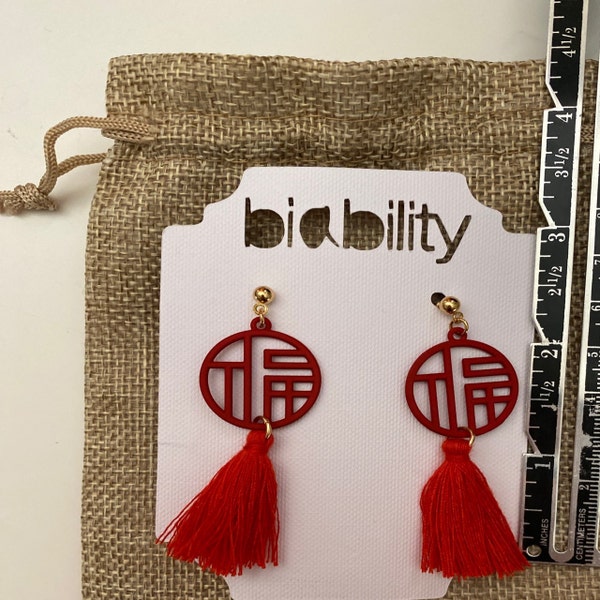 Panama Pollera Colorful Geometric Abstract Painting Print, White Dance ...