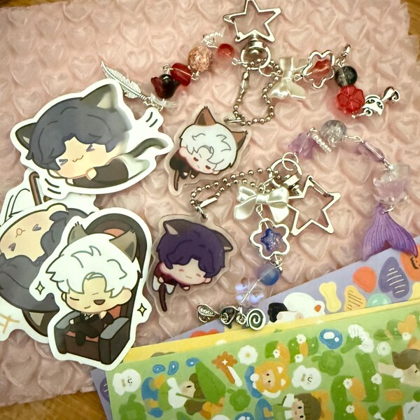 Alien Stage Photo Keychains Ver. 2 - Etsy