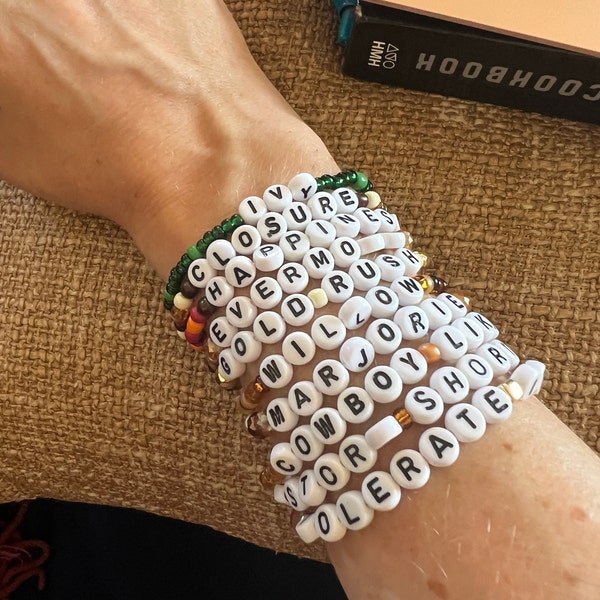 Surprise Song Eras Tour Friendship Bracelets for Post-concert Memories ...