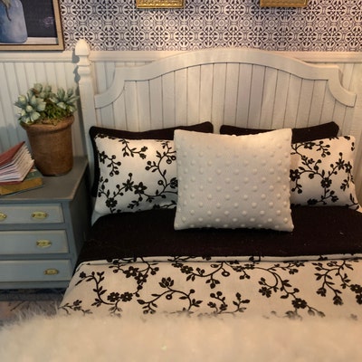 Dollhouse Miniatures Decorations, Dollhouse Throw Pillow, Textured ...