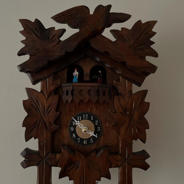 A Working Antique 8 Day Striking Mantel Clock Tameside of Delph- Hirst ...