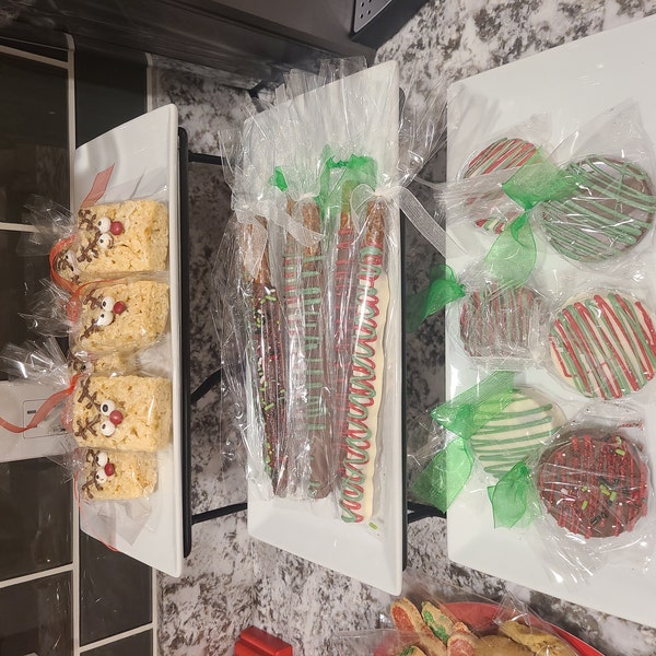 White Chocolate With Pink Drizzle Covered Pretzels Perfect for Princess ...