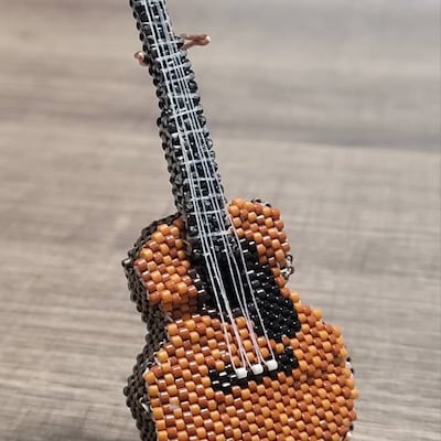 Beaded Miniature Electric Guitar Tutorial/pattern/instructions/pdf ...