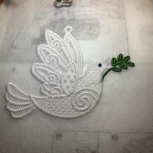 FSL Filigree Christmas Dove - Free Standing Lace Machine Embroidery ...