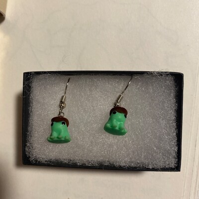Fred the Frog but Hes a Cowboy / Mini Frog Earrings - Etsy
