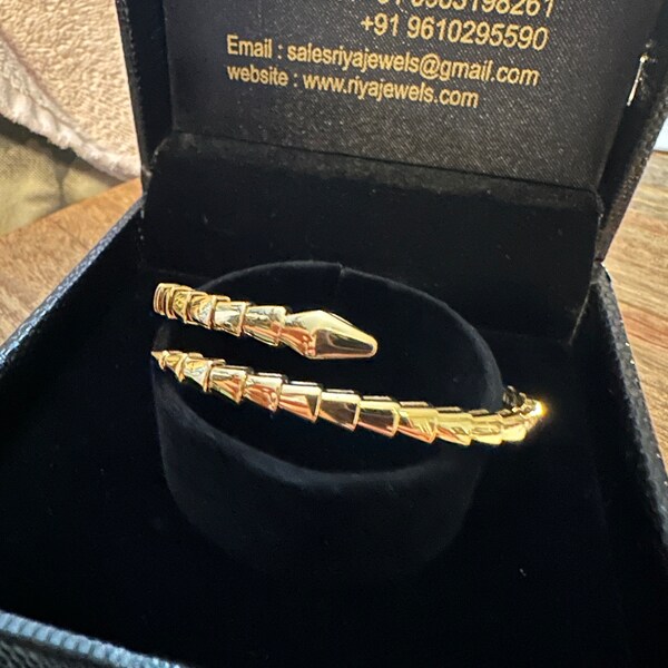 Natural Emerald & Diamond Studded 14K Solid White Gold Necklace, May ...