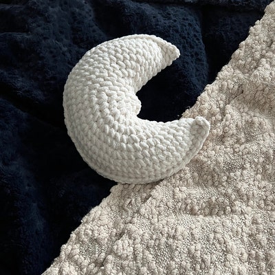 PDF DIGITAL PATTERN, Crochet Crescent Moon Pillow Pattern - Etsy