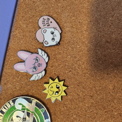 Stray Kids Changbin SKZOO Dwaekki Angel / Flying Pig Pin - Etsy