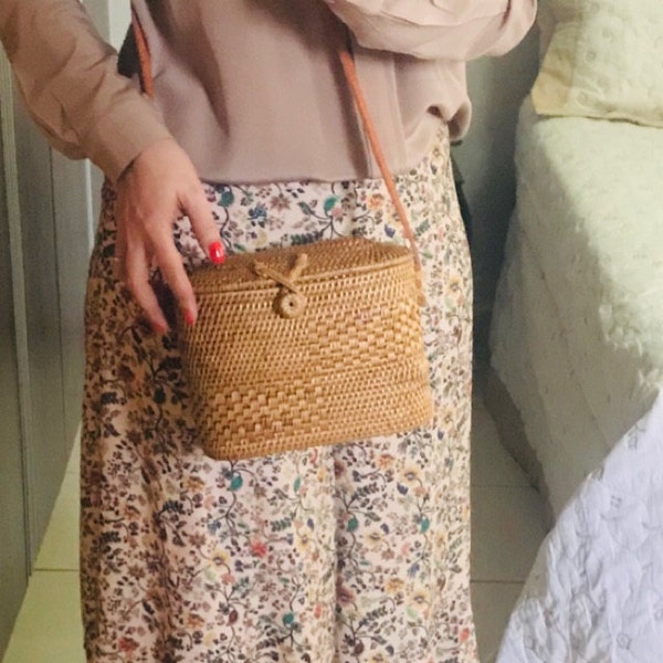 Trapeze Rattan Bag - Bali Bag - Straw Bag - Beach Summer Bag - Shoulder Boho Bag - Rattan Purse ...