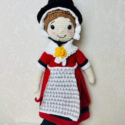 Gwen the Welsh Doll Crochet Amigurumi Pattern Wales Traditional Dress ...