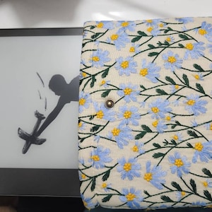 Blue Beige Daisy Embroidered Book Sleeve, Kindle Sleeve, Ereader Cover ...