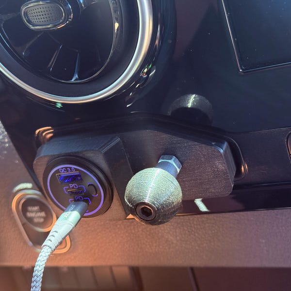 Mercedes Sprinter Dash Cubby Ram Single Ball Mount/adapter With USB ...