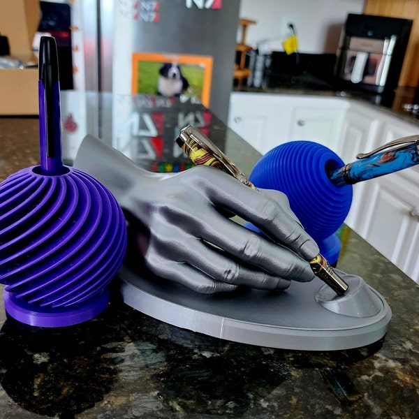 UNIQUE PEN STAND - Fountain Pen Display Holder - Ballpoint Pen Office ...