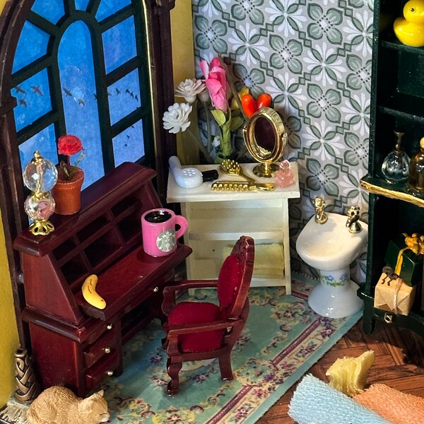 1:24 Half Scale Dollhouse Miniature Cloisonne Boudoir or Hurricane Lamp ...