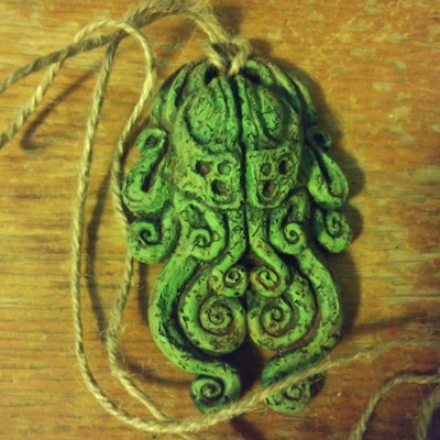 Cult of Cthulhu Amulet - Etsy