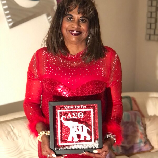 Delta Sigma Theta Shadow Box - Etsy