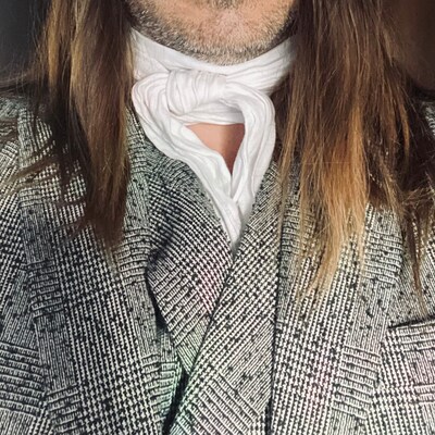 Fine White Linen Men's Historical Cravat Neck Wrap Stock Ascot 18th ...