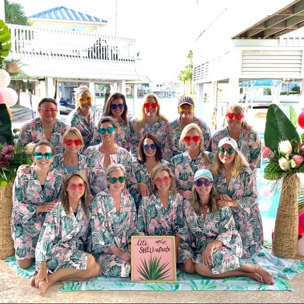 Bridesmaid Tropical Robes | Hawaii Wedding Robes | Bridal Party Robes ...