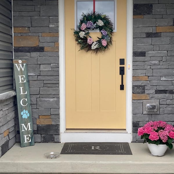 Fleur De Lis Welcome Sign - Jester Hat - Welcome Sign With Fleur De Lis ...