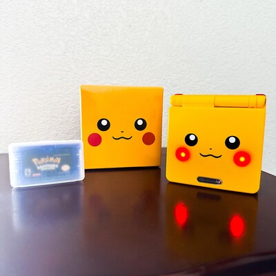 Pikachu cheekachu Custom Gameboy Advance SP Bundle W/ IPS V2 Screen ...