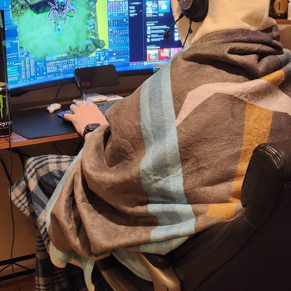 OSRS Max Inferno Skillcape Hooded Sherpa Fleece Blanket, Old School ...