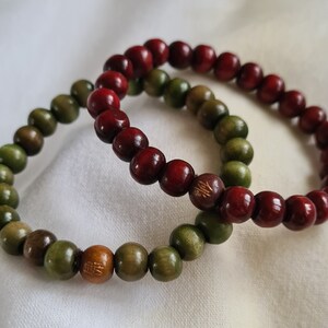 8mm Sandalwood Buddhist Prayer Beads Mala Bracelet UK Various Colour ...