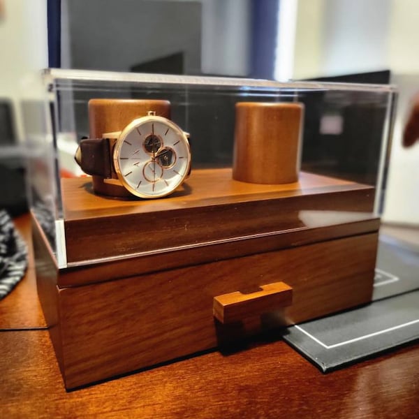 Handcrafted Watch & Pocket Knife Display Case Switch up Your Display ...