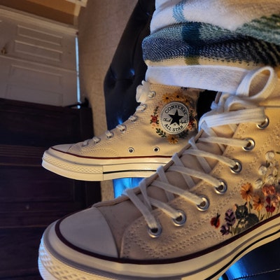 Embroidered Shoes/ Christmas Shoes/snowman Embroidered Shoes Under the ...