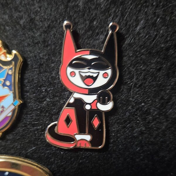 PREDACKLES - Predator + Knuckles Enamel Pin - Etsy