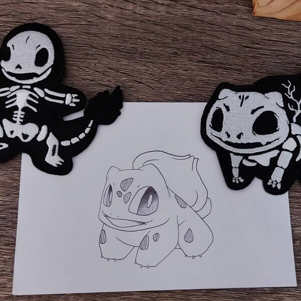 Spooky Bulbasaur Patch - Etsy