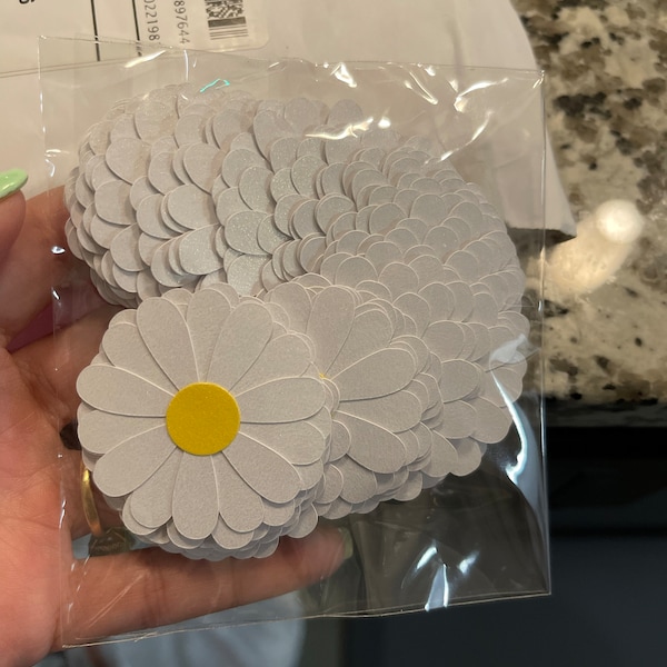 Daisies Table Confetti Spring Flower Confetti Table Scatter 50 Pieces ...