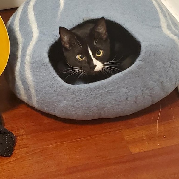 50cm Wool Felt Stripe Design Cat Bed, Handmade Wool Pet Bed, Round ...