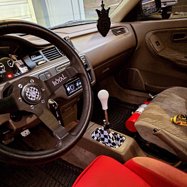 CHECKMATE - 90s White Retro Checker Universal Shift Boot - Handmade ...