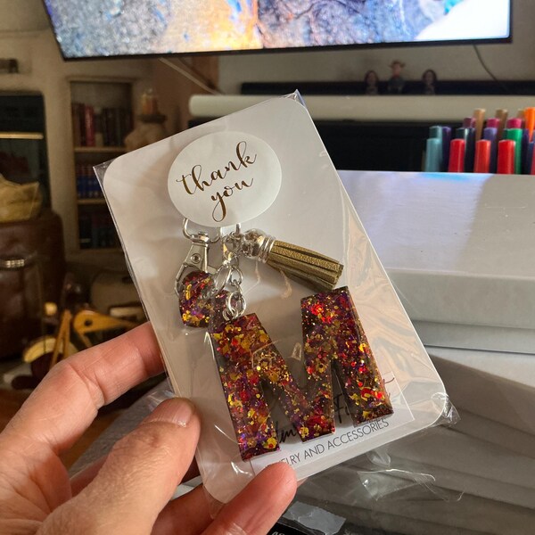 Custom Purple Flower Resin Keychain, Personalized Pressed Dried Floral ...