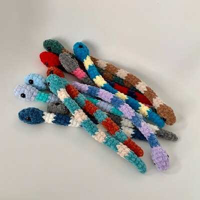 Crochet PATTERN Snake Keychain No Sew Amigurumi Tutorial PDF - Etsy