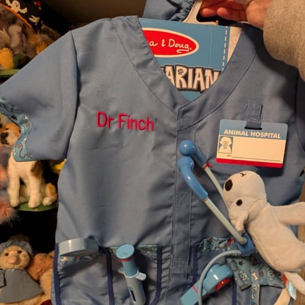 Personalized Melissa & Doug® Veterinarian Dress up Set - Kids Pretend ...