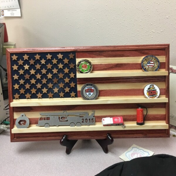 American Flag Challenge Coin Holder – Desk Size, Handmade Oak & Pine - Etsy