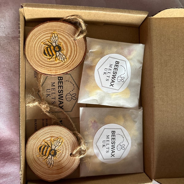 MINI Bee Gift Box, Beeswax Melts Beeswax Soap Gift Box, Bee Log Slice ...