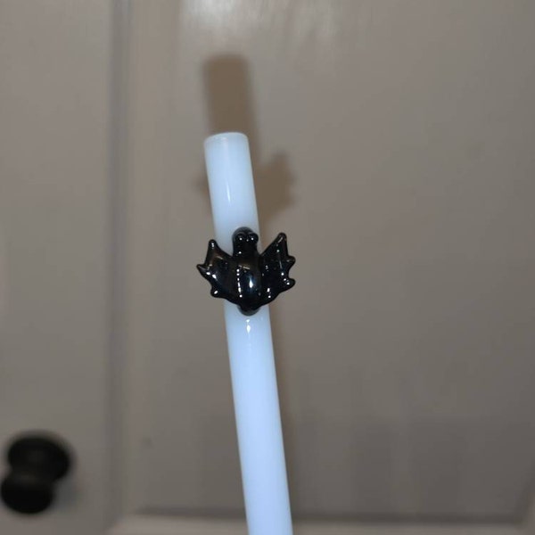 Bat on Colored Glass Straw: Handmade Custom Reusable Halloween Straw - Etsy
