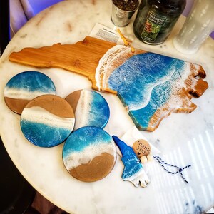 Resin Keychain, Ocean Resin Art, Beach Keychain, Wood Keychain, Custom ...