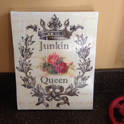 JUNKIN QUEEN Printable Large Format Digital Image Download Crown Pink ...