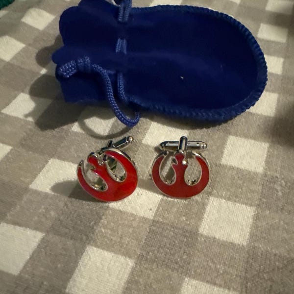 Transformers Decepticons Suit Pin Unique Decepticon Lapel Pin for Fans ...