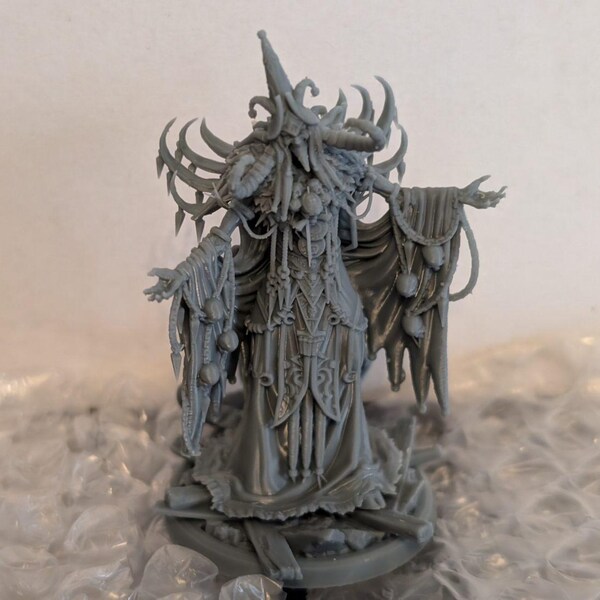 Vampire Lord Mutated Feral Spawn Miniature 28mm,32mm,54mm Scales Undead ...