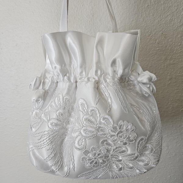 Small Wedding Ring Bag & Ruffle. Bridal Drawstring Pouch. Tie to Wrist ...